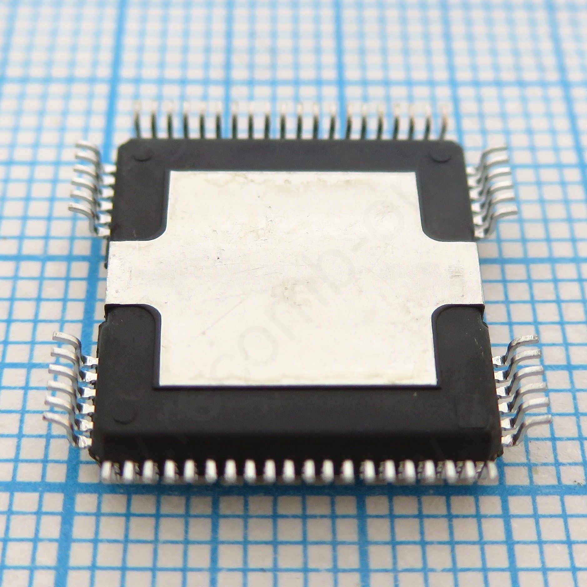 30620 BOSCH - используется в блоках европейских автомобилей