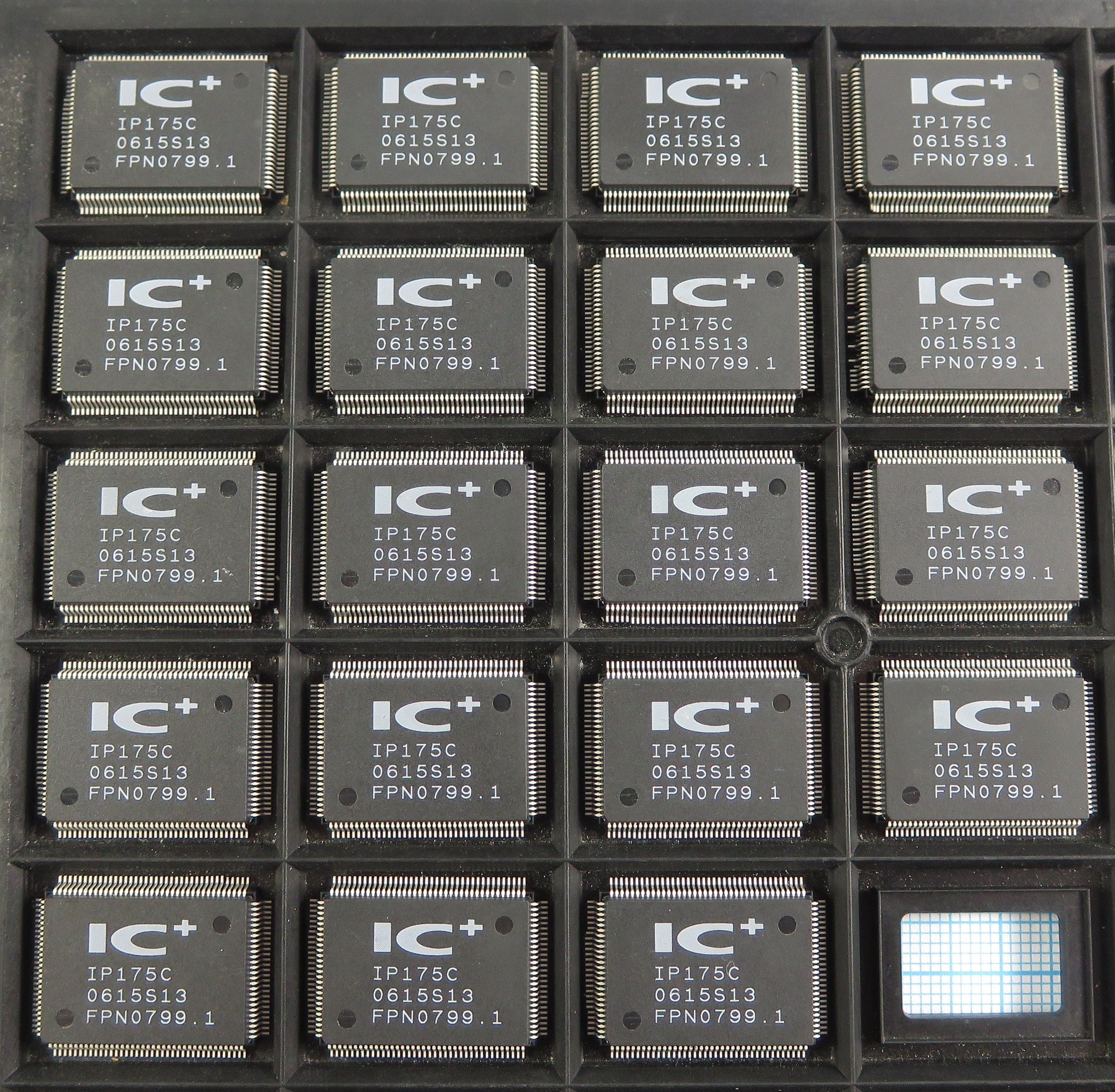 IP175C - Пяти-портовый сетевой коммутатор 10/100 Мбит