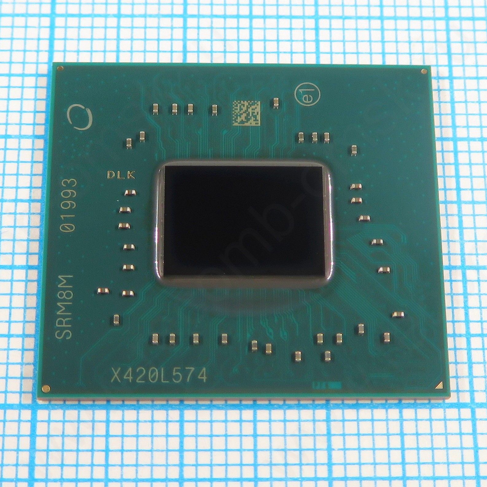 SRM8M FH82HM770 - Платформ контроллер хаб