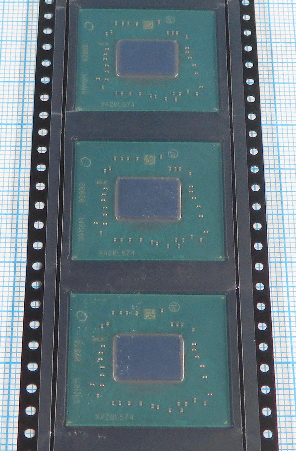 SRM8M FH82HM770 - Платформ контроллер хаб